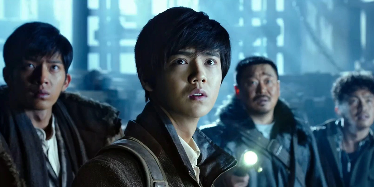 Time Raiders — The Suitcase Detective